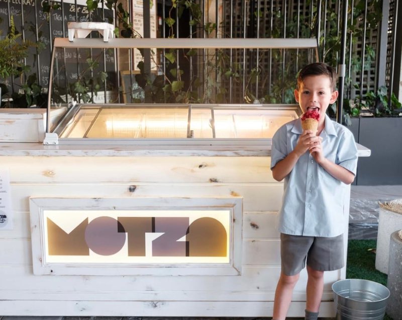 What’s Hot in Local Dining? Motza Pizza Is! - Willoughby Living