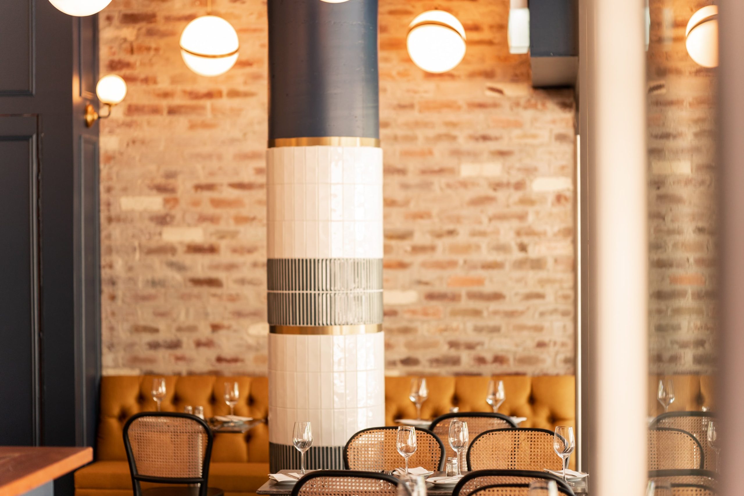 New French Restaurant Smoque Is Earning Outstanding Reviews in ...