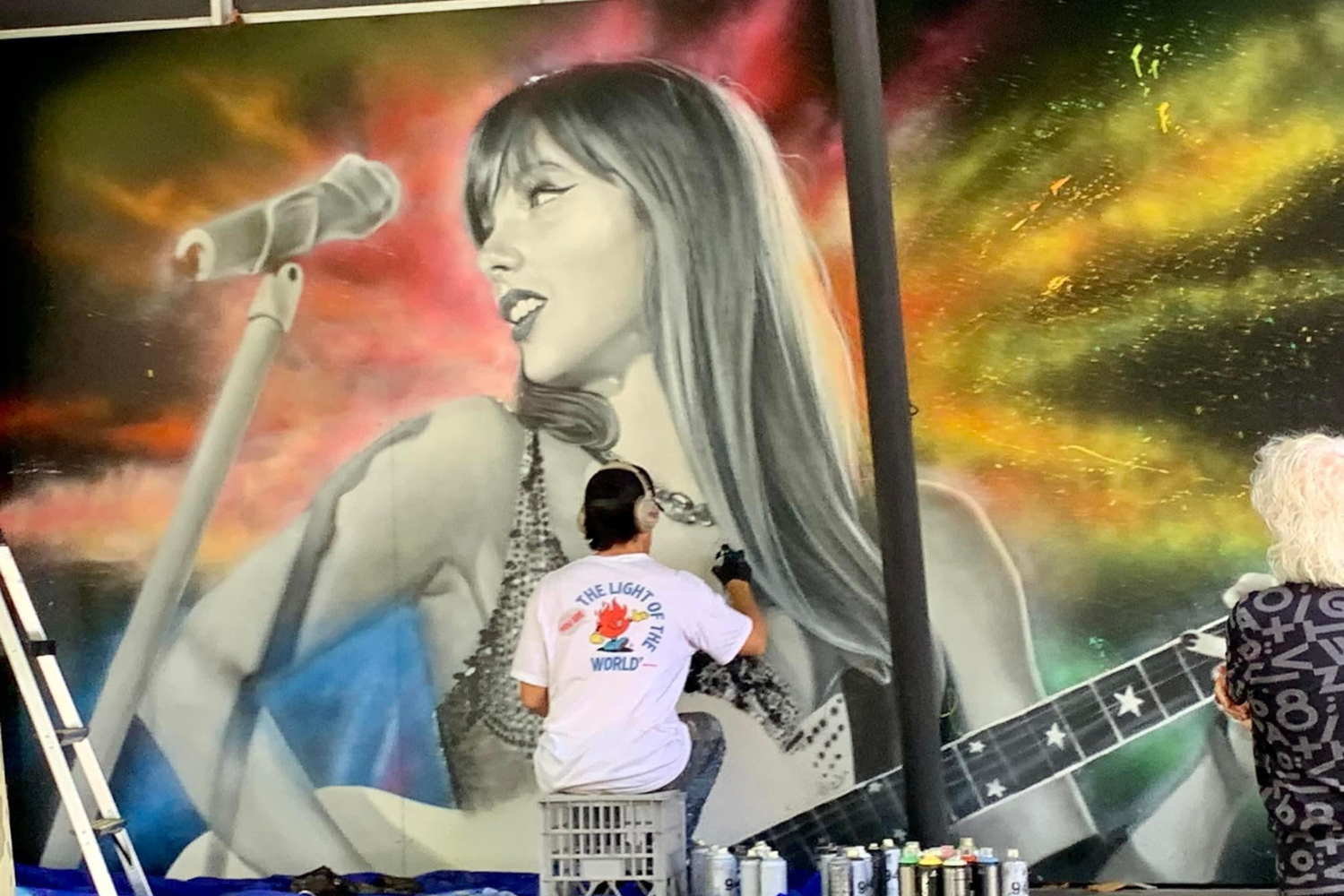 Huge Taylor Swift Mural Pops Up In Crows Nest! - Willoughby Living